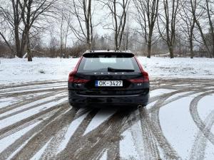 Black Volvo V90 2018 in Riga, with an engine capacity of 2.00 L and mileage of 164 thousand km for 6500 €, photo 5 on AUTOMOTO.COM.LV