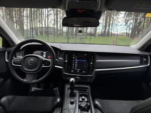 Black Volvo V90 2018 in Riga, with an engine capacity of 2.00 L and mileage of 164 thousand km for 13900 €, photo 9 on AUTOMOTO.COM.LV