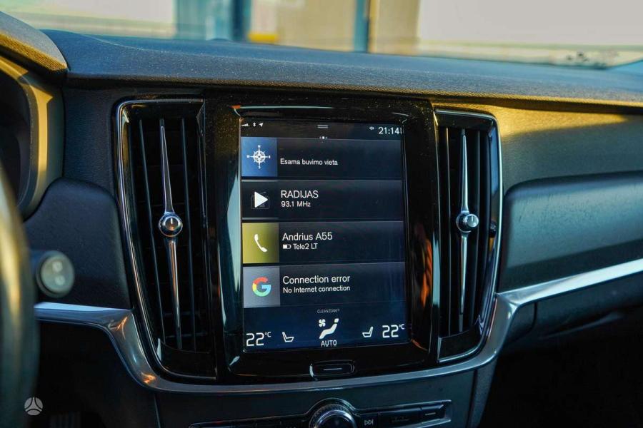 Black Volvo V90 2018 in Vilnius, with an engine capacity of 1.97 L and mileage of 146 thousand km for 22400 €, photo 11 on AUTOMOTO.COM.LV