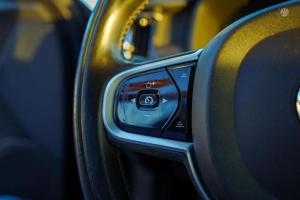 Black Volvo V90 2018 in Vilnius, with an engine capacity of 1.97 L and mileage of 146 thousand km for 22400 €, photo 16 on AUTOMOTO.COM.LV
