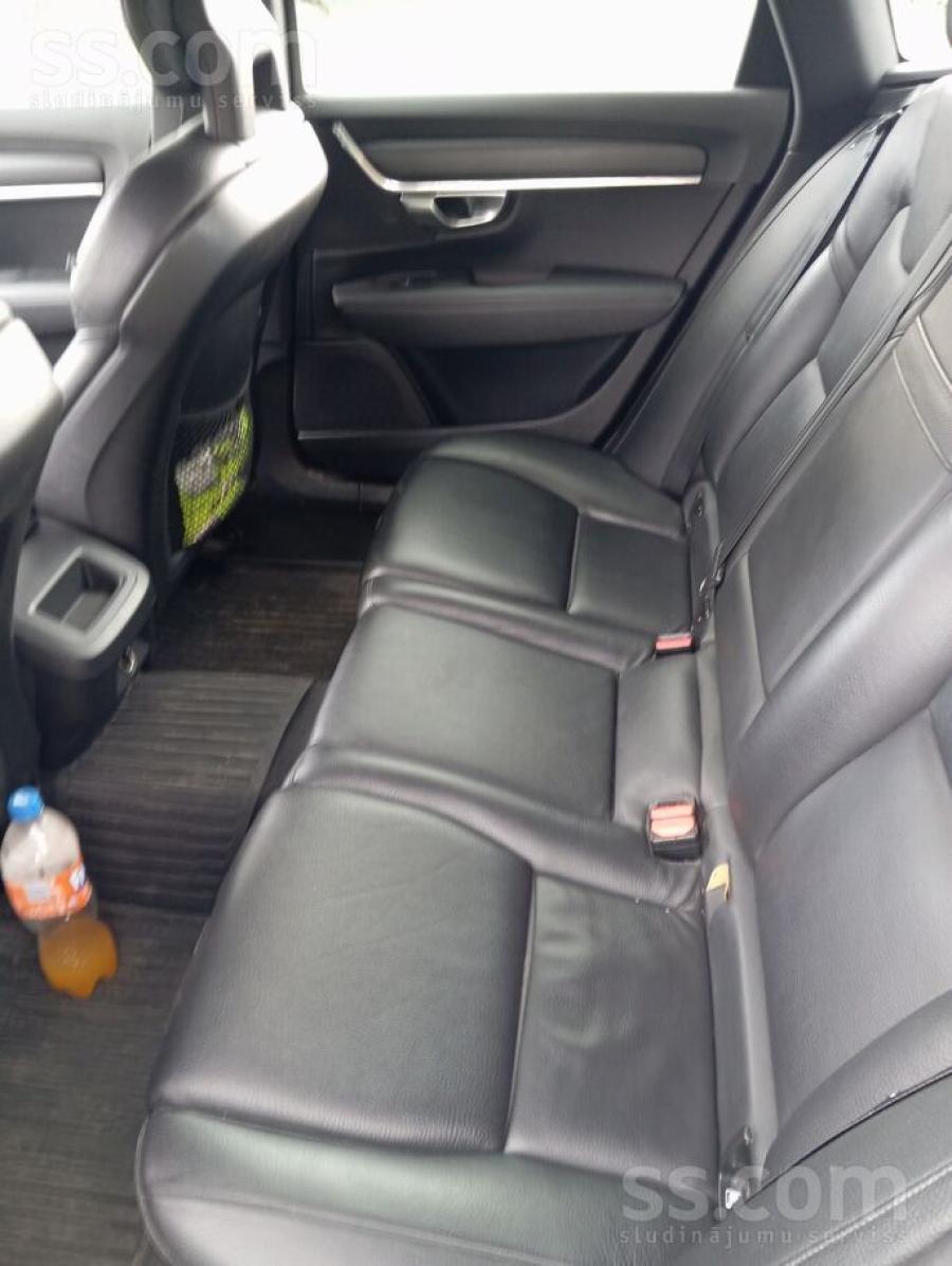 Melns Volvo V90 2018 Rīga, ar dzinēja tilpumu 2.00 L un nobraukumu 500 tūkst. km par 10500 €, foto 7 vietnē AUTOMOTO.COM.LV