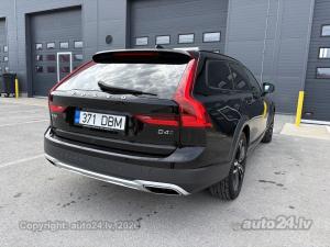 Черный Вольво В90 2018 в Таллин, объемом двигателя 2.00 л и пробегом 179 тыс. км за 17900 €, фото 10 на AUTOMOTO.COM.LV