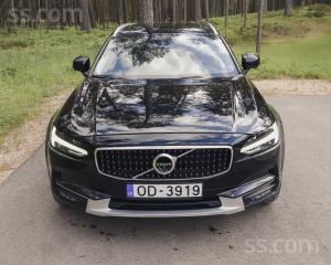 Черный Вольво В90 2018 в Рига, объемом двигателя 2.00 л и пробегом 313 тыс. км за 19000 €, фото  на AUTOMOTO.COM.LV