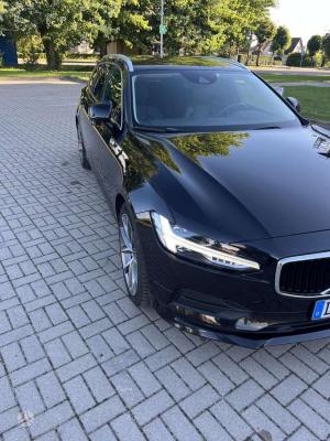 Melns Volvo V90 2018 Šakiai, ar dzinēja tilpumu 2.00 L un nobraukumu 275 tūkst. km par 14800 €, foto 4 vietnē AUTOMOTO.COM.LV