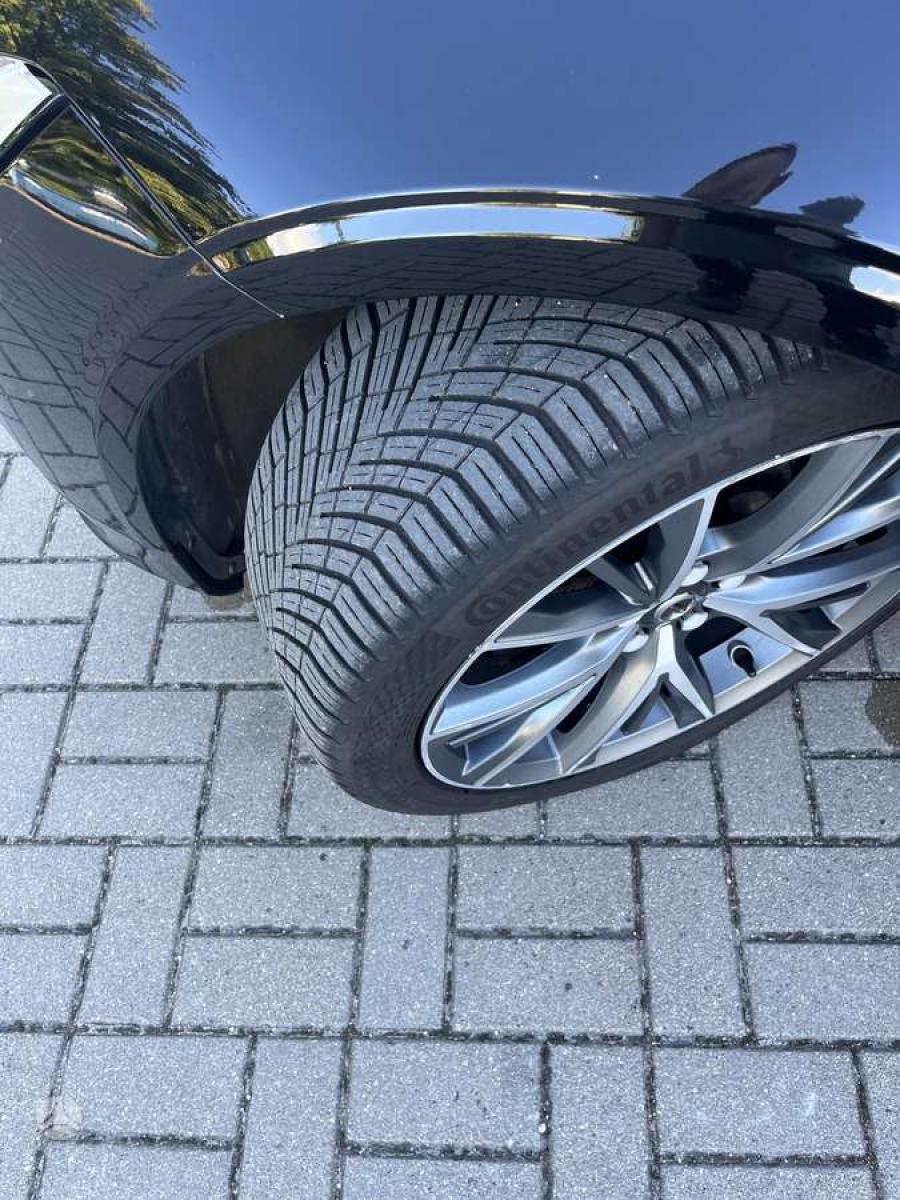 Melns Volvo V90 2018 Šakiai, ar dzinēja tilpumu 2.00 L un nobraukumu 275 tūkst. km par 14800 €, foto 14 vietnē AUTOMOTO.COM.LV