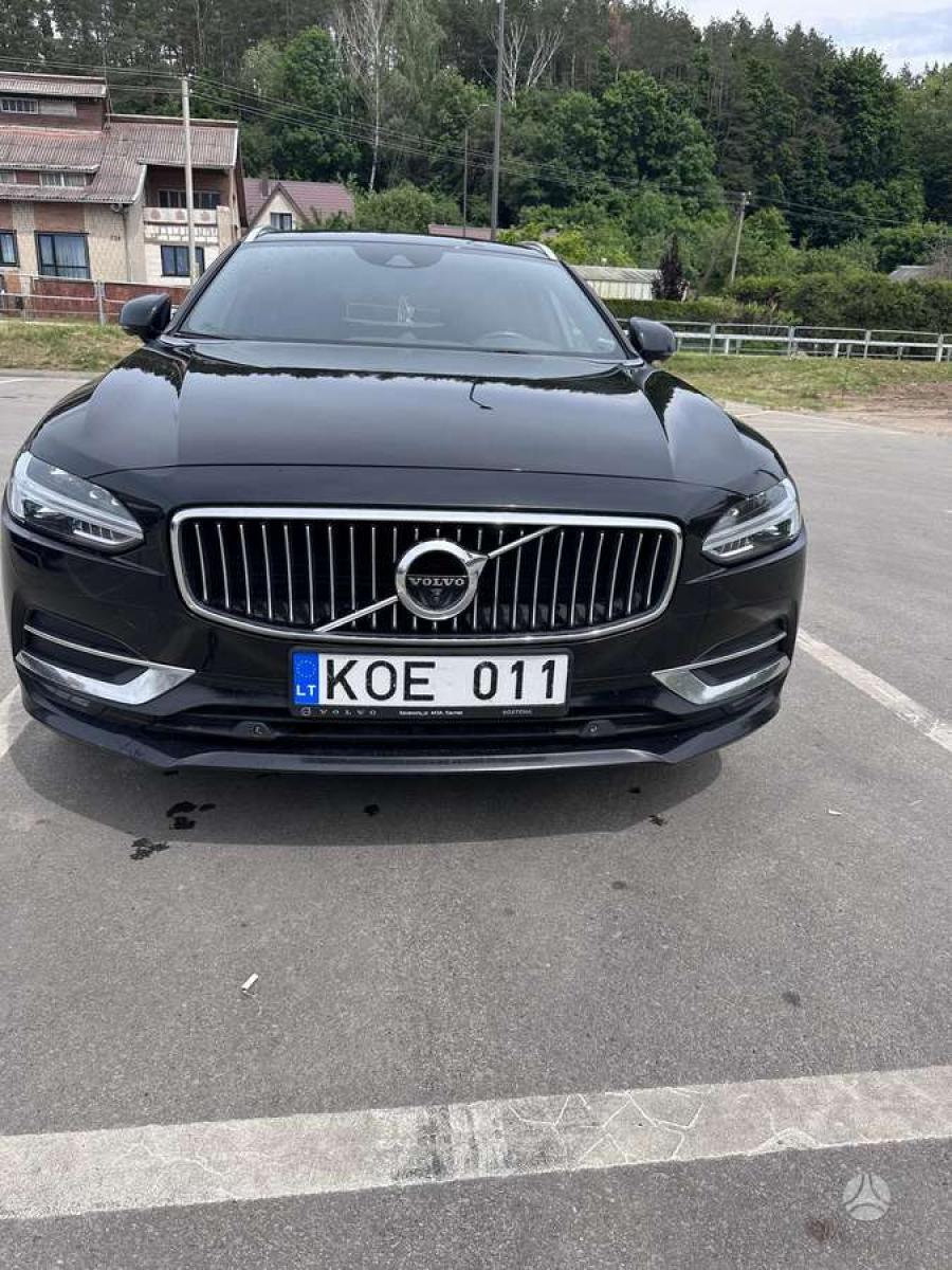 Melns Volvo V90 2018 Kauņa, ar dzinēja tilpumu 1.97 L un nobraukumu 241 tūkst. km par 20900 €, foto 3 vietnē AUTOMOTO.COM.LV