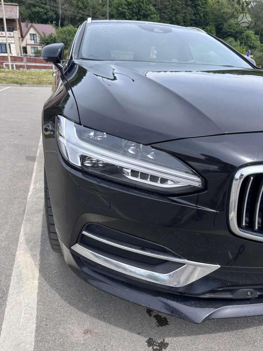 Melns Volvo V90 2018 Kauņa, ar dzinēja tilpumu 1.97 L un nobraukumu 241 tūkst. km par 20900 €, foto 6 vietnē AUTOMOTO.COM.LV