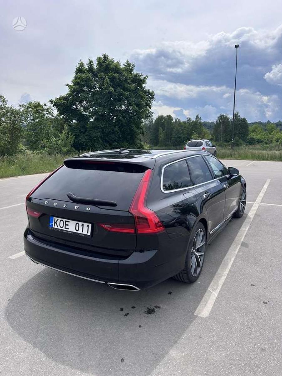 Melns Volvo V90 2018 Kauņa, ar dzinēja tilpumu 1.97 L un nobraukumu 241 tūkst. km par 20900 €, foto 9 vietnē AUTOMOTO.COM.LV
