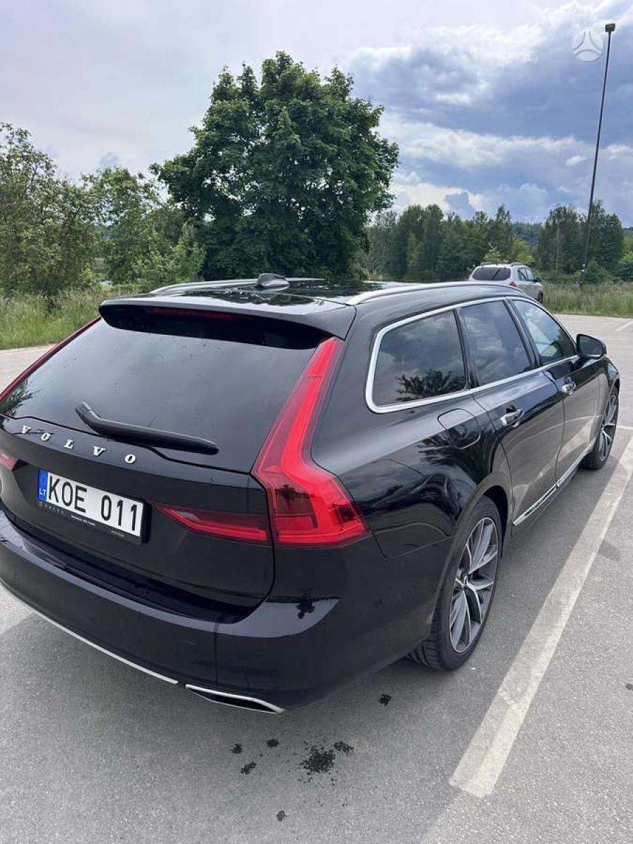 Melns Volvo V90 2018 Kauņa, ar dzinēja tilpumu 1.97 L un nobraukumu 241 tūkst. km par 20900 €, foto 10 vietnē AUTOMOTO.COM.LV