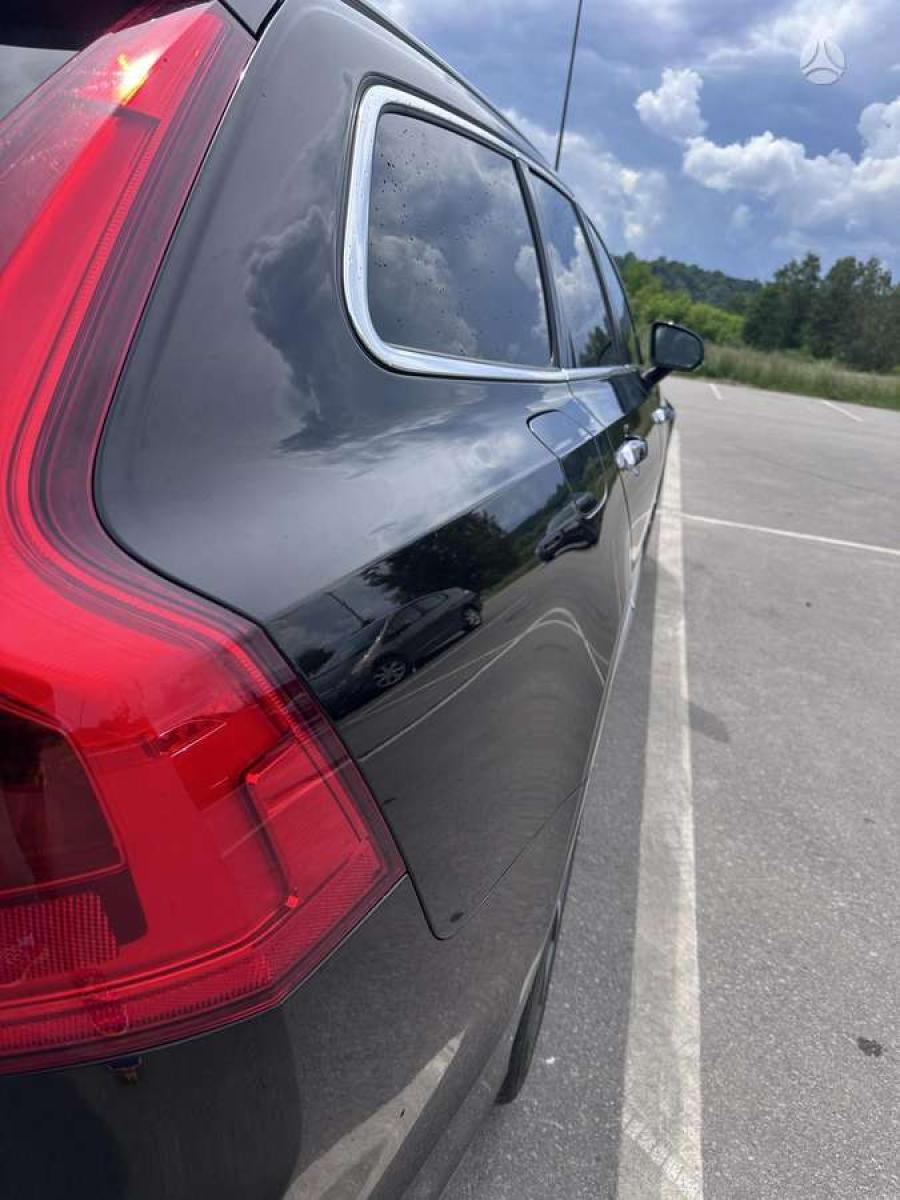 Melns Volvo V90 2018 Kauņa, ar dzinēja tilpumu 1.97 L un nobraukumu 241 tūkst. km par 20900 €, foto 11 vietnē AUTOMOTO.COM.LV