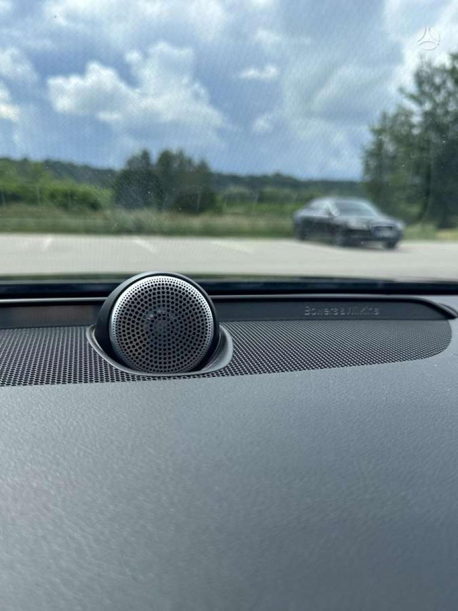 Melns Volvo V90 2018 Kauņa, ar dzinēja tilpumu 1.97 L un nobraukumu 241 tūkst. km par 20900 €, foto 18 vietnē AUTOMOTO.COM.LV