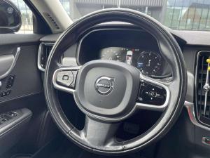 Black Volvo V90 2018 in Siauliai, with an engine capacity of 2.00 L and mileage of 0 thousand km for 11500 €, photo 14 on AUTOMOTO.COM.LV
