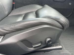 Black Volvo V90 2018 in Siauliai, with an engine capacity of 2.00 L and mileage of 0 thousand km for 11500 €, photo 20 on AUTOMOTO.COM.LV
