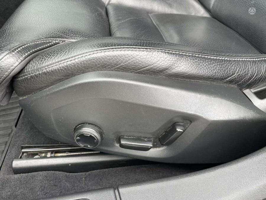 Black Volvo V90 2018 in Siauliai, with an engine capacity of 2.00 L and mileage of 0 thousand km for 11500 €, photo 22 on AUTOMOTO.COM.LV
