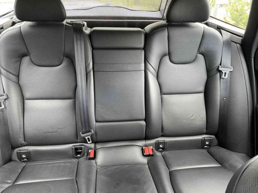 Black Volvo V90 2018 in Siauliai, with an engine capacity of 2.00 L and mileage of 0 thousand km for 11500 €, photo 23 on AUTOMOTO.COM.LV