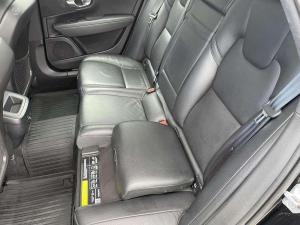 Black Volvo V90 2018 in Siauliai, with an engine capacity of 2.00 L and mileage of 0 thousand km for 11500 €, photo 26 on AUTOMOTO.COM.LV