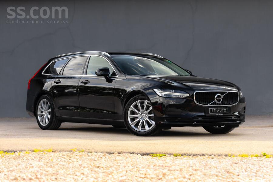 Black Volvo V90 2018 in Jelgava, with an engine capacity of 2.00 L and mileage of 216 thousand km for 19000 €, photo 4 on AUTOMOTO.COM.LV