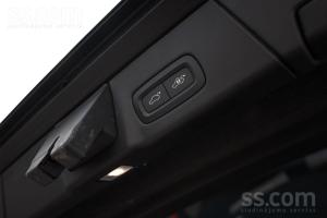 Black Volvo V90 2018 in Jelgava, with an engine capacity of 2.00 L and mileage of 216 thousand km for 19000 €, photo 14 on AUTOMOTO.COM.LV