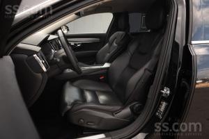 Black Volvo V90 2018 in Jelgava, with an engine capacity of 2.00 L and mileage of 216 thousand km for 19000 €, photo 16 on AUTOMOTO.COM.LV