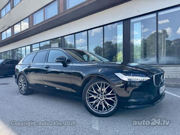 Black Volvo V90 2018 in Tallinn, with an engine capacity of 2.00 L and mileage of 212 thousand km for 14990 €, photo 3 on AUTOMOTO.COM.LV