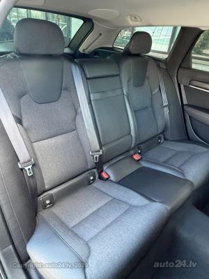 Black Volvo V90 2018 in Tallinn, with an engine capacity of 2.00 L and mileage of 212 thousand km for 14990 €, photo 11 on AUTOMOTO.COM.LV