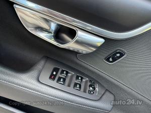 Black Volvo V90 2018 in Tallinn, with an engine capacity of 2.00 L and mileage of 212 thousand km for 14990 €, photo 19 on AUTOMOTO.COM.LV