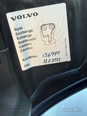 Black Volvo V90 2018 in Tallinn, with an engine capacity of 2.00 L and mileage of 212 thousand km for 14990 €, photo 26 on AUTOMOTO.COM.LV