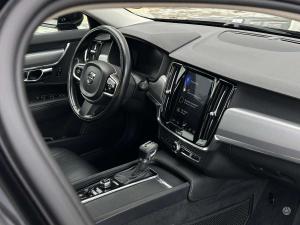 Black Volvo V90 2018 in Vilnius, with an engine capacity of 1.97 L and mileage of 460 thousand km for 9000 €, photo 14 on AUTOMOTO.COM.LV