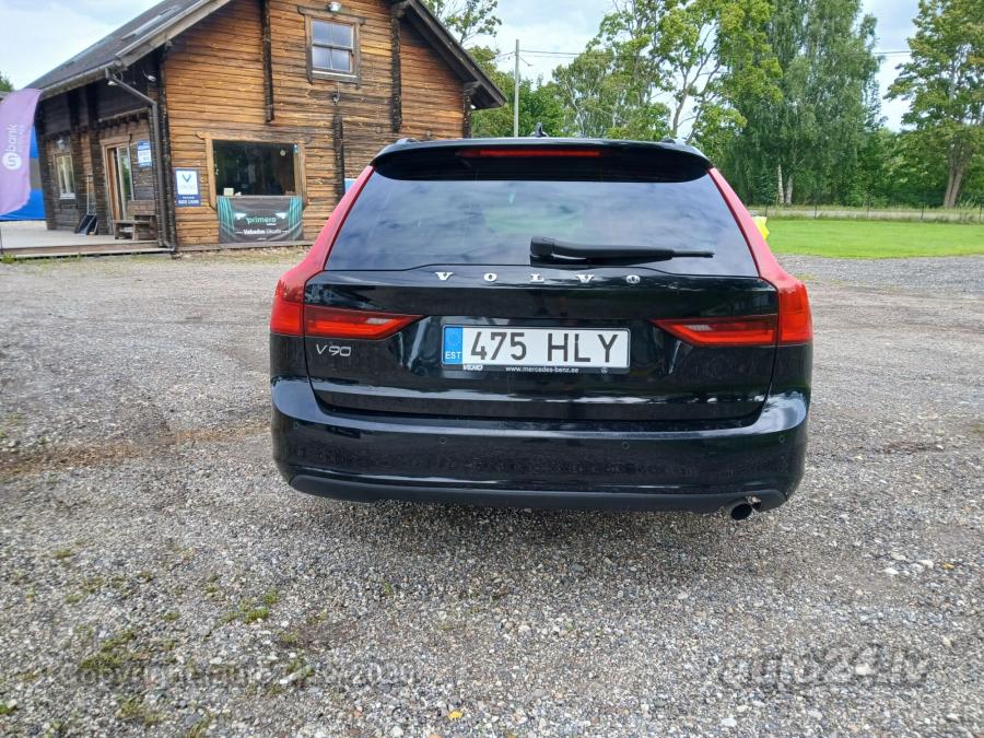 Melns Volvo V90 2018 Tartu, ar dzinēja tilpumu 2.00 L un nobraukumu 313 tūkst. km par 13900 €, foto 7 vietnē AUTOMOTO.COM.LV