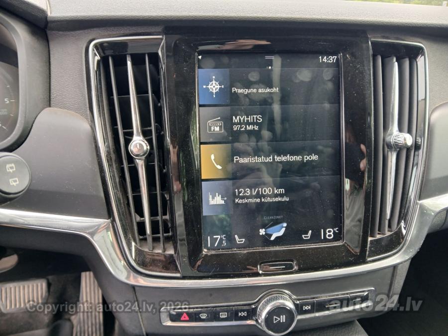 Melns Volvo V90 2018 Tartu, ar dzinēja tilpumu 2.00 L un nobraukumu 313 tūkst. km par 13900 €, foto 13 vietnē AUTOMOTO.COM.LV