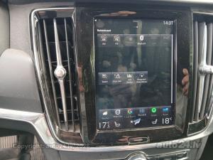 Melns Volvo V90 2018 Tartu, ar dzinēja tilpumu 2.00 L un nobraukumu 313 tūkst. km par 13900 €, foto 14 vietnē AUTOMOTO.COM.LV