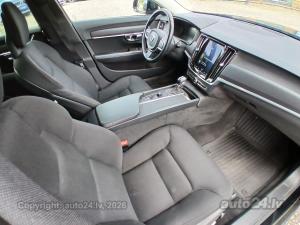 Melns Volvo V90 2018 Tartu, ar dzinēja tilpumu 2.00 L un nobraukumu 313 tūkst. km par 13900 €, foto 18 vietnē AUTOMOTO.COM.LV