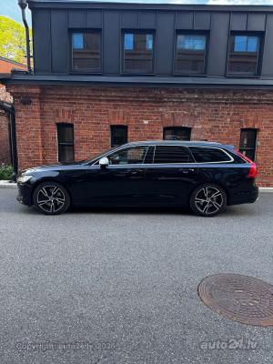 Melns Volvo V90 2018 Tallina, ar dzinēja tilpumu 2.00 L un nobraukumu 186 tūkst. km par 20500 €, foto  vietnē AUTOMOTO.COM.LV