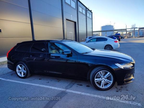 Melns Volvo V90 2018 Tallina, ar dzinēja tilpumu 2.00 L un nobraukumu 490 tūkst. km par 11600 €, foto 2 vietnē AUTOMOTO.COM.LV