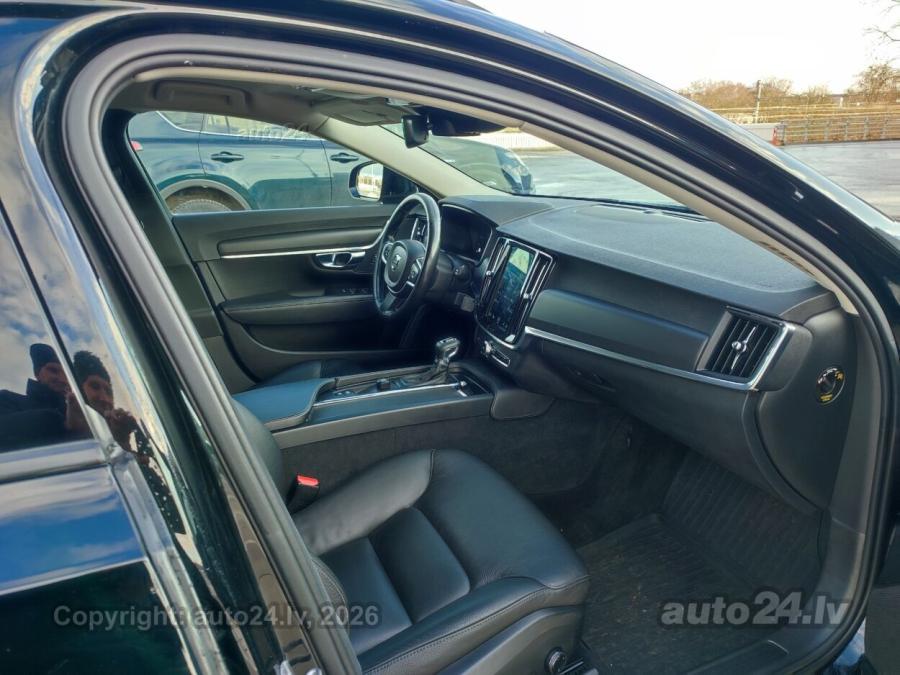 Black Volvo V90 2018 in Tallinn, with an engine capacity of 2.00 L and mileage of 490 thousand km for 11600 €, photo 9 on AUTOMOTO.COM.LV