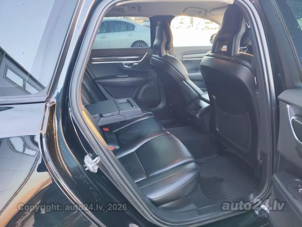 Melns Volvo V90 2018 Tallina, ar dzinēja tilpumu 2.00 L un nobraukumu 490 tūkst. km par 11600 €, foto 10 vietnē AUTOMOTO.COM.LV