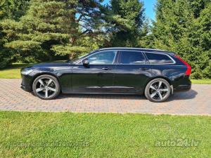 Melns Volvo V90 2018 Tallina, ar dzinēja tilpumu 2.00 L un nobraukumu 213 tūkst. km par 16500 €, foto 3 vietnē AUTOMOTO.COM.LV