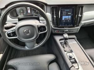 Melns Volvo V90 2018 Tallina, ar dzinēja tilpumu 2.00 L un nobraukumu 213 tūkst. km par 16500 €, foto 11 vietnē AUTOMOTO.COM.LV