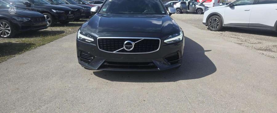Melns Volvo V90 2018 Šauļi, ar dzinēja tilpumu 1.97 L un nobraukumu 123 tūkst. km par 18900 €, foto 1 vietnē AUTOMOTO.COM.LV
