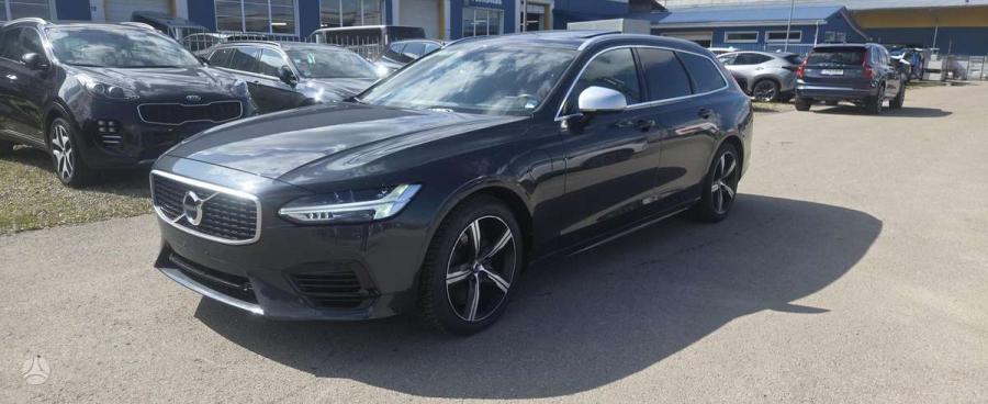 Melns Volvo V90 2018 Šauļi, ar dzinēja tilpumu 1.97 L un nobraukumu 123 tūkst. km par 18900 €, foto 3 vietnē AUTOMOTO.COM.LV