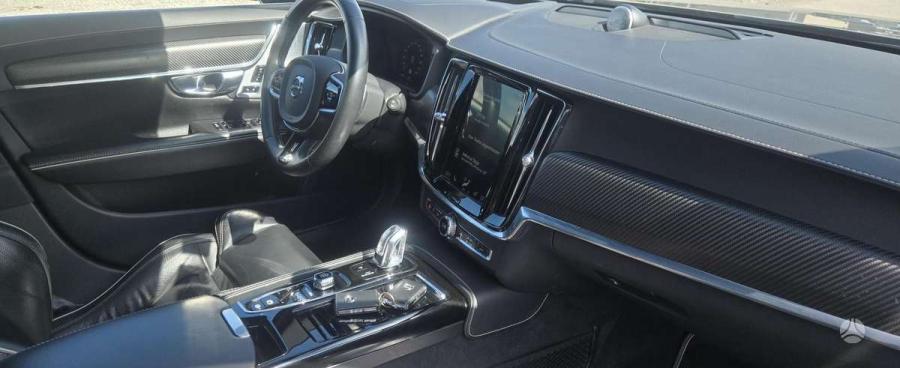 Melns Volvo V90 2018 Šauļi, ar dzinēja tilpumu 1.97 L un nobraukumu 123 tūkst. km par 18900 €, foto 9 vietnē AUTOMOTO.COM.LV