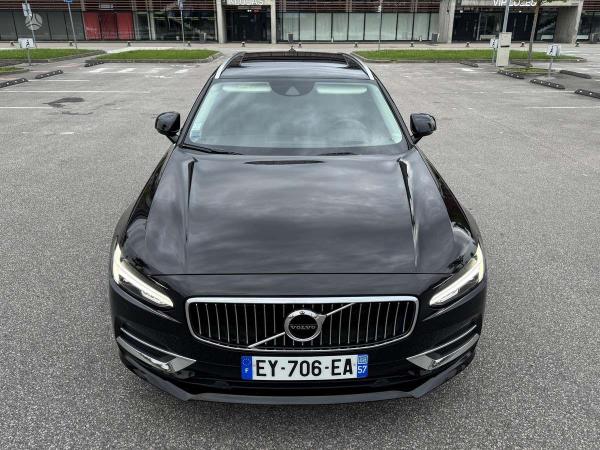 Melns Volvo V90 2018 Klaipėda, ar dzinēja tilpumu 2.00 L un nobraukumu 200 tūkst. km par 15500 €, foto 1 vietnē AUTOMOTO.COM.LV