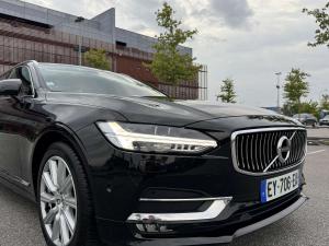 Black Volvo V90 2018 in Klaipeda, with an engine capacity of 2.00 L and mileage of 200 thousand km for 15500 €, photo 4 on AUTOMOTO.COM.LV
