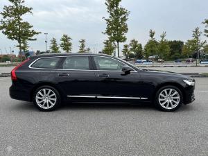 Black Volvo V90 2018 in Klaipeda, with an engine capacity of 2.00 L and mileage of 200 thousand km for 15500 €, photo 5 on AUTOMOTO.COM.LV