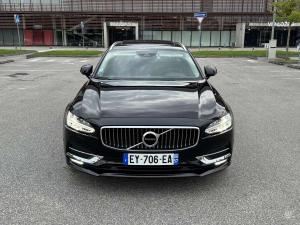 Black Volvo V90 2018 in Klaipeda, with an engine capacity of 2.00 L and mileage of 200 thousand km for 15500 €, photo 12 on AUTOMOTO.COM.LV