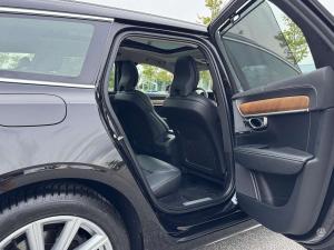 Black Volvo V90 2018 in Klaipeda, with an engine capacity of 2.00 L and mileage of 200 thousand km for 15500 €, photo 28 on AUTOMOTO.COM.LV
