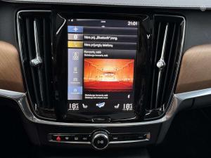 Black Volvo V90 2018 in Klaipeda, with an engine capacity of 2.00 L and mileage of 200 thousand km for 15500 €, photo 44 on AUTOMOTO.COM.LV