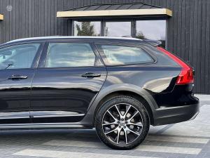 Melns Volvo V90 2018 Šauļi, ar dzinēja tilpumu 1.97 L un nobraukumu 102 tūkst. km par 24990 €, foto 6 vietnē AUTOMOTO.COM.LV