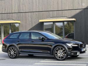Melns Volvo V90 2018 Šauļi, ar dzinēja tilpumu 1.97 L un nobraukumu 102 tūkst. km par 24990 €, foto 13 vietnē AUTOMOTO.COM.LV