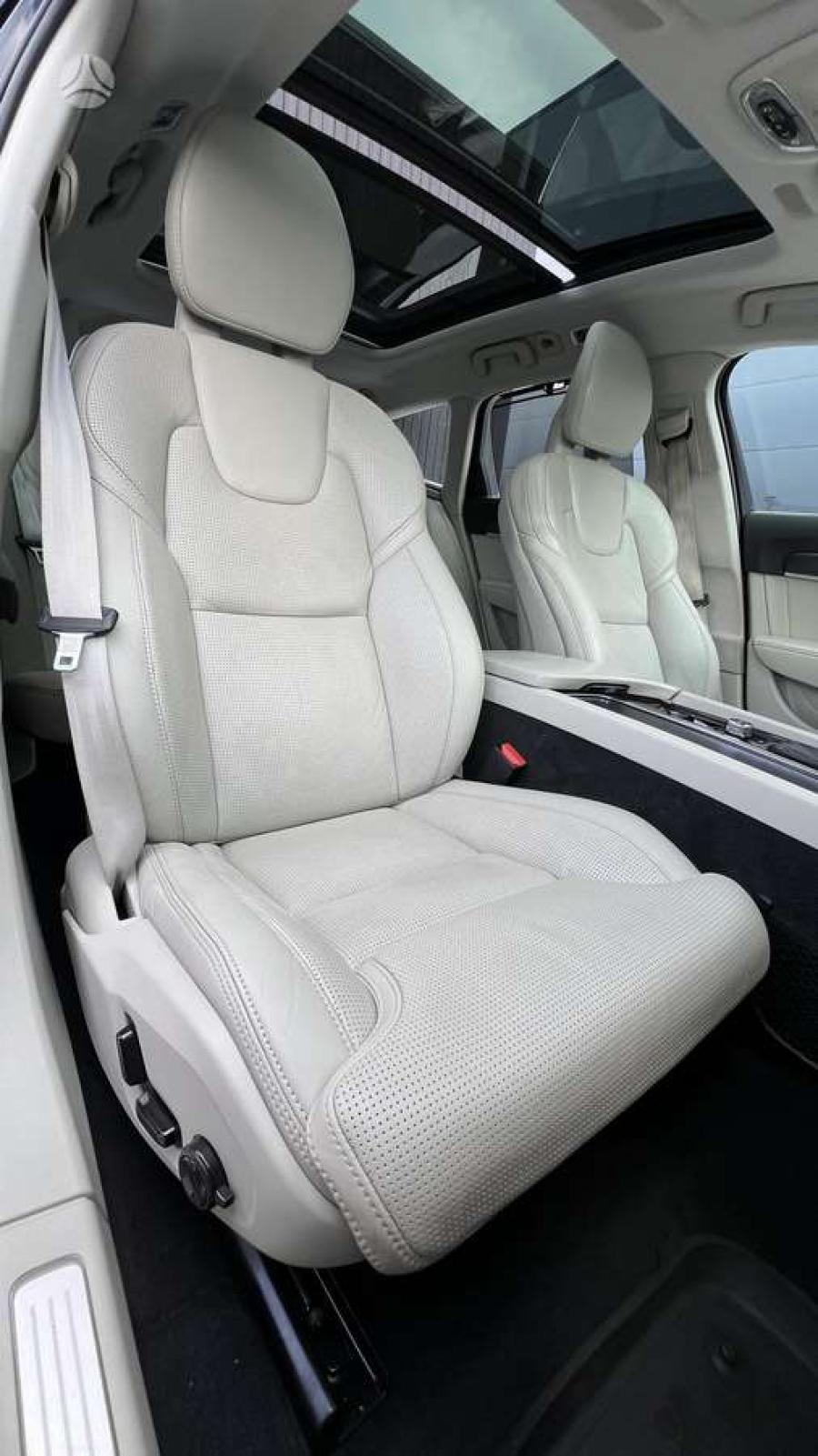 Melns Volvo V90 2018 Šauļi, ar dzinēja tilpumu 1.97 L un nobraukumu 102 tūkst. km par 24990 €, foto 22 vietnē AUTOMOTO.COM.LV